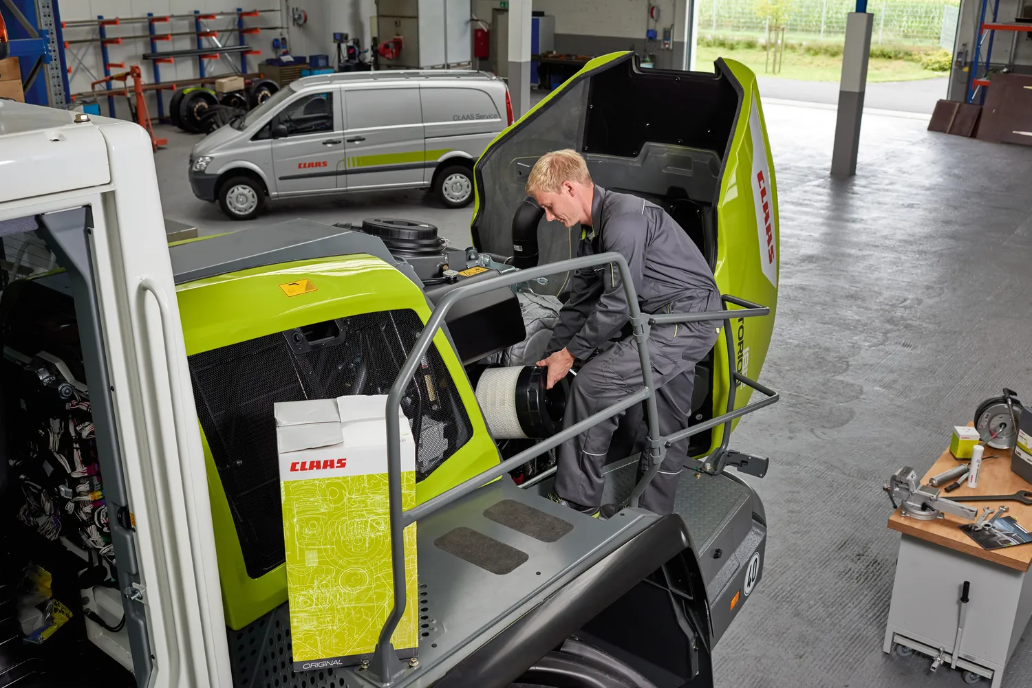 Professional agricultural dealer - Visit Danish Agro Machinery